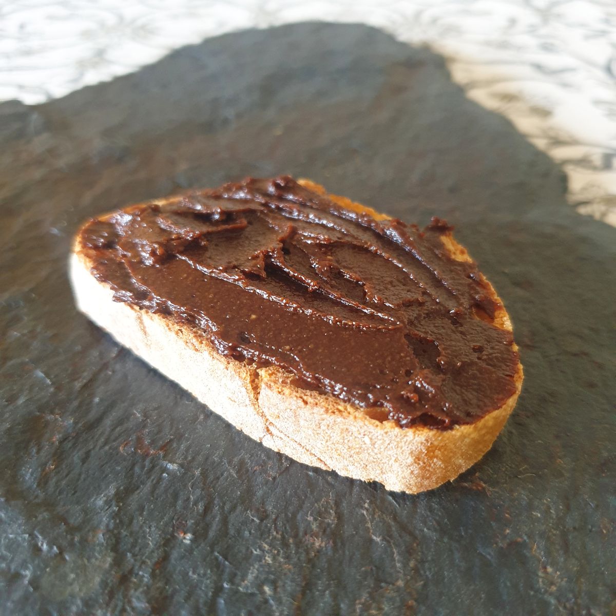 crema de avellanas y algarroba, receta exquisita